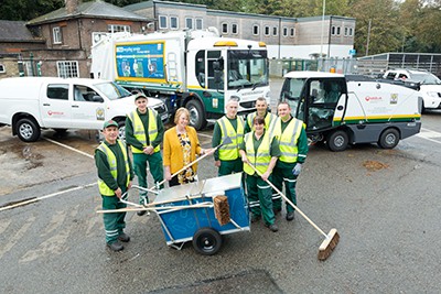 Veolia rolls out commingled collections in Watford - letsrecycle.com