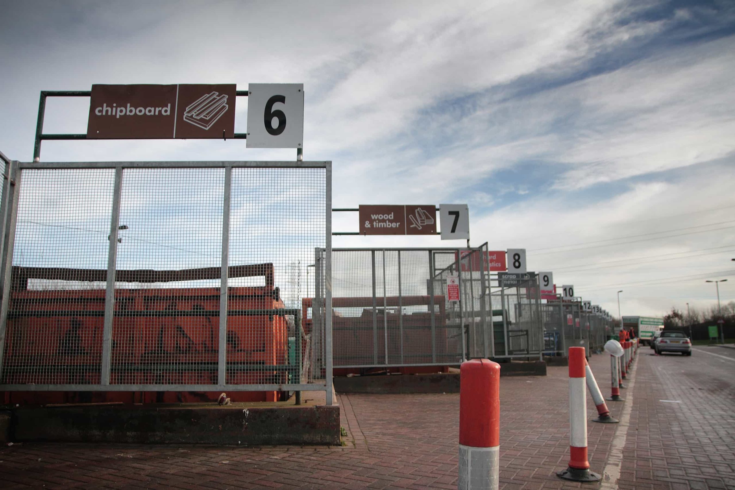 Cheshire East proposes cuts to HWRC service - letsrecycle.com