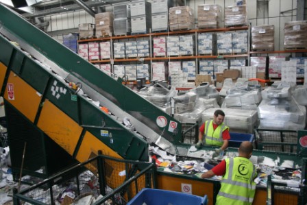 Paper Round secures "largest ever contract" - letsrecycle.com