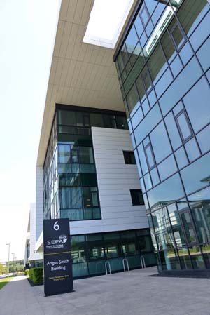 Scotland's landfill ban 'not achievable' - letsrecycle.com