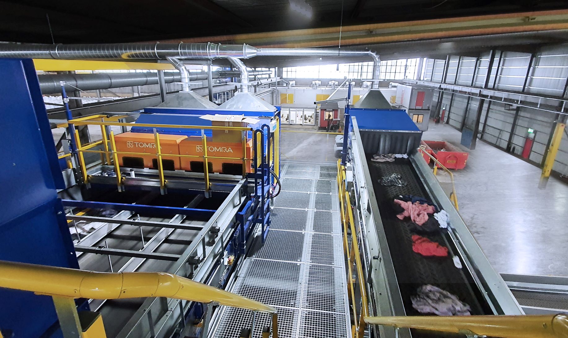 ‘First’ automated textiles plant opens in Sweden - letsrecycle.com