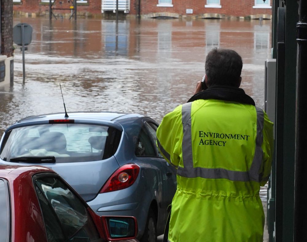 EA in discussions with unions over 'pay cuts' - letsrecycle.com