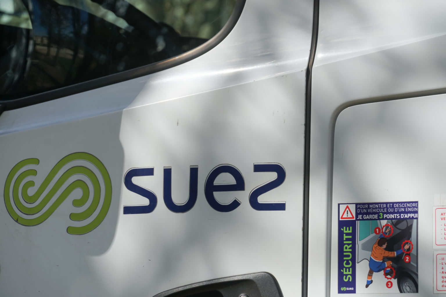 SUEZ treats 33% more waste in 2021 - letsrecycle.com