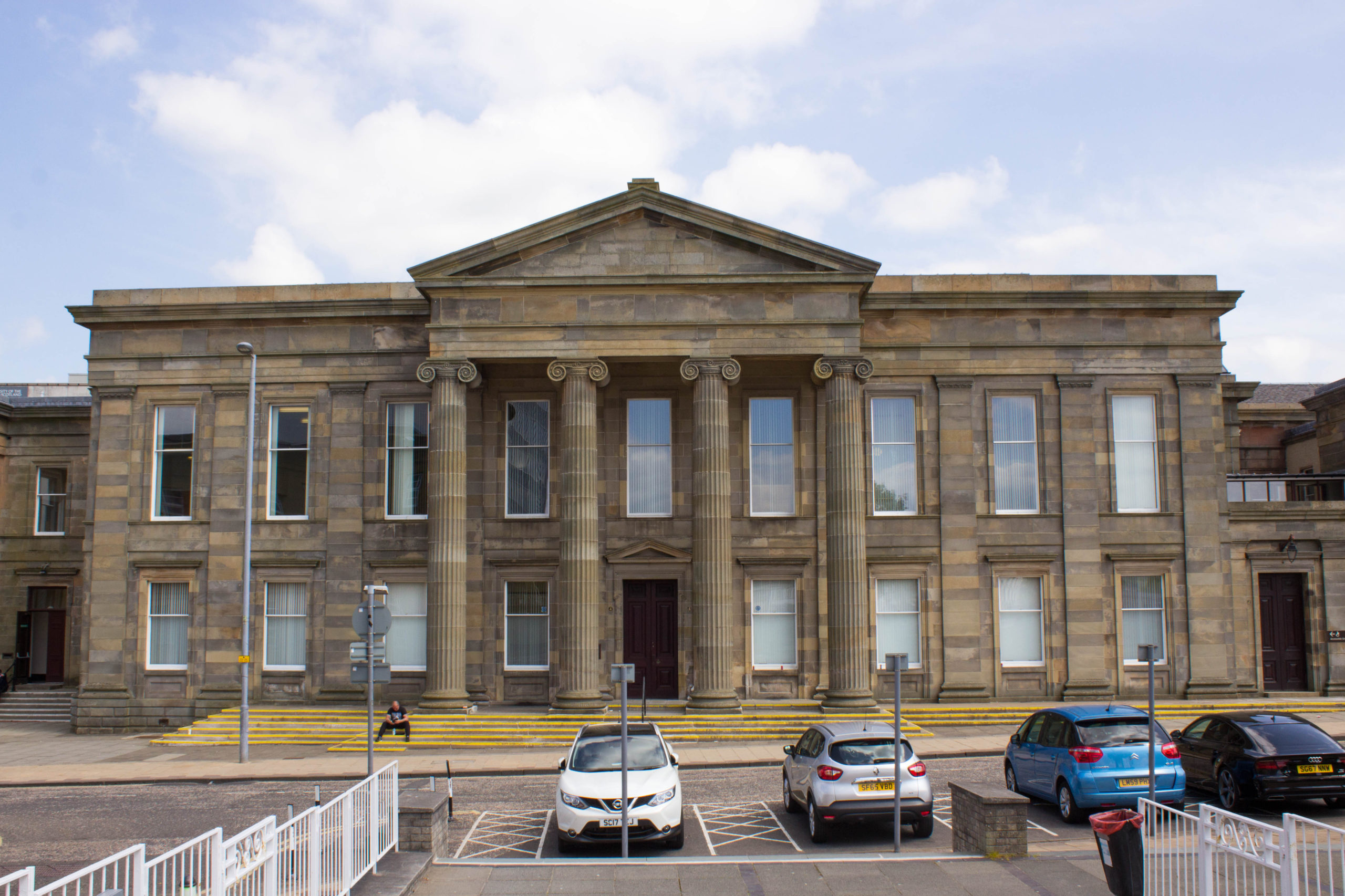 Penguin found among medical waste, HES trial hears - letsrecycle.com