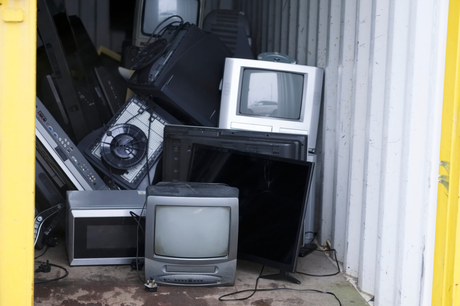 Government study highlights ‘e-waste plastic’ concern - letsrecycle.com