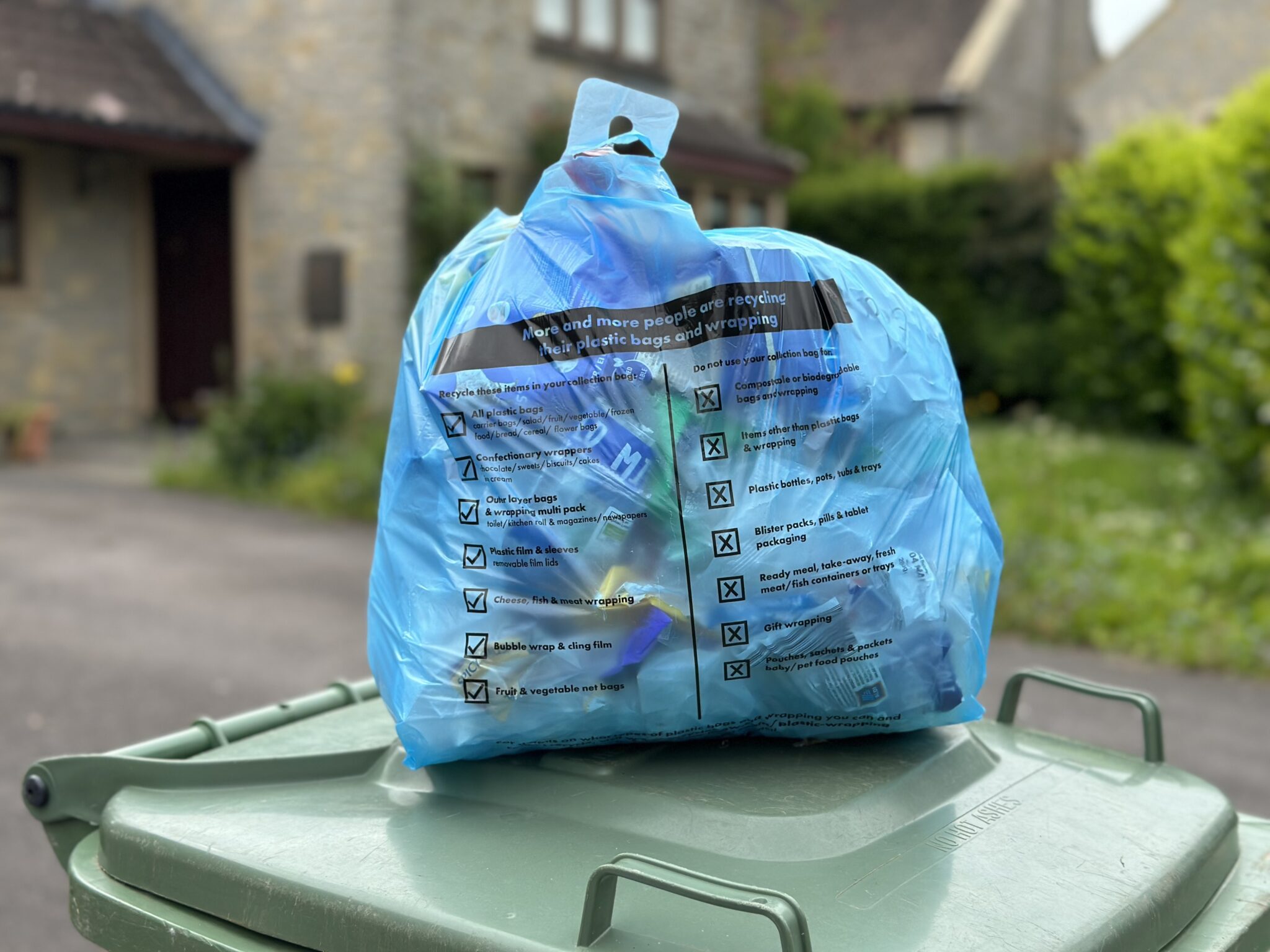 North Herts and Reading join FlexCollect project - letsrecycle.com