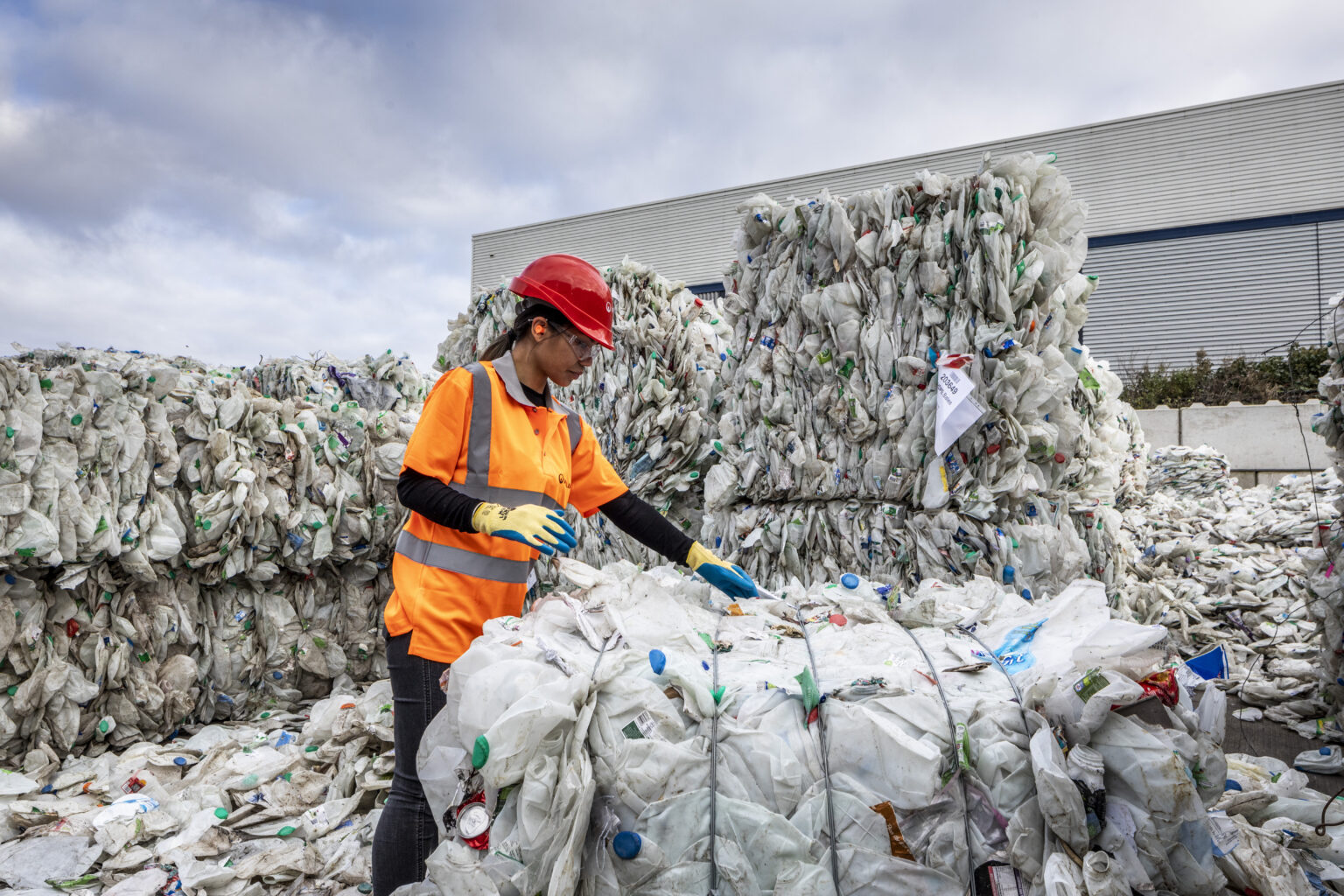Europe’s plastic recycling capacity is stagnating - letsrecycle.com