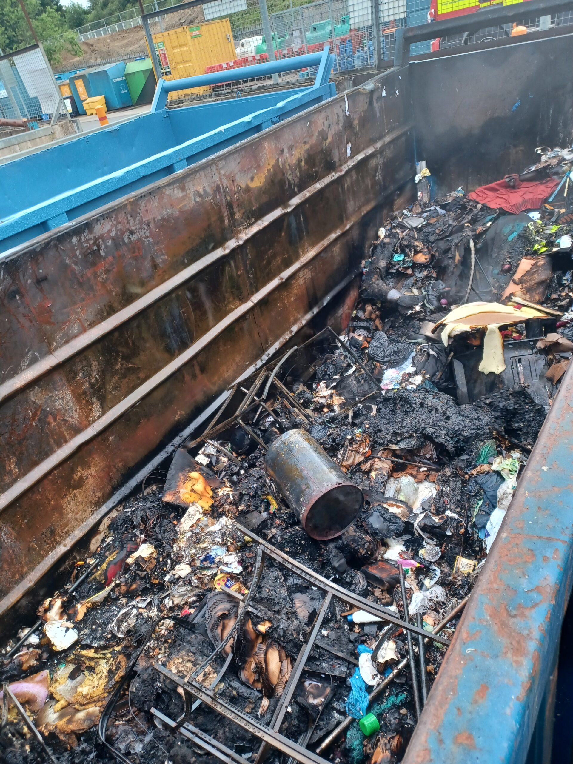 Kirklees urged to increase vape vigilance following HWRC fire ...